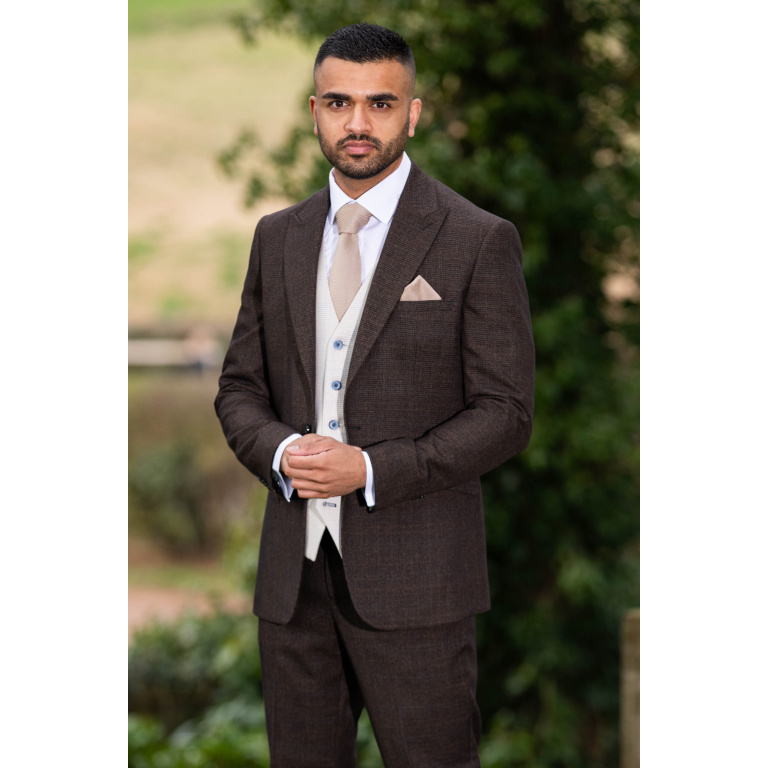 #Cavani Caridi Brown Checked 3pc Suit - Top Mark Suits